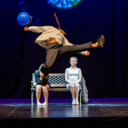 Cirkus Fuskabo – Cirkus kot umetnost, ki povezuje in opolnomoča.